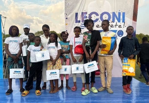 Gabon : SOBOLECO renforce son mécénat social à Leconi | Courrier des ...